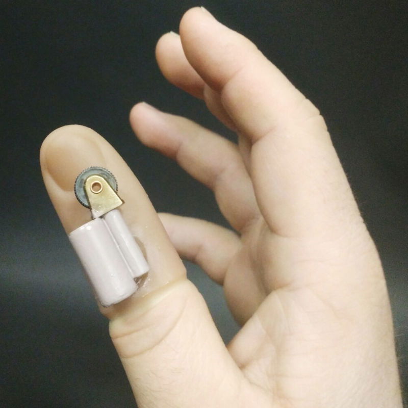 Pyrowizard Thumb Thing Right Hand - Discount Magic